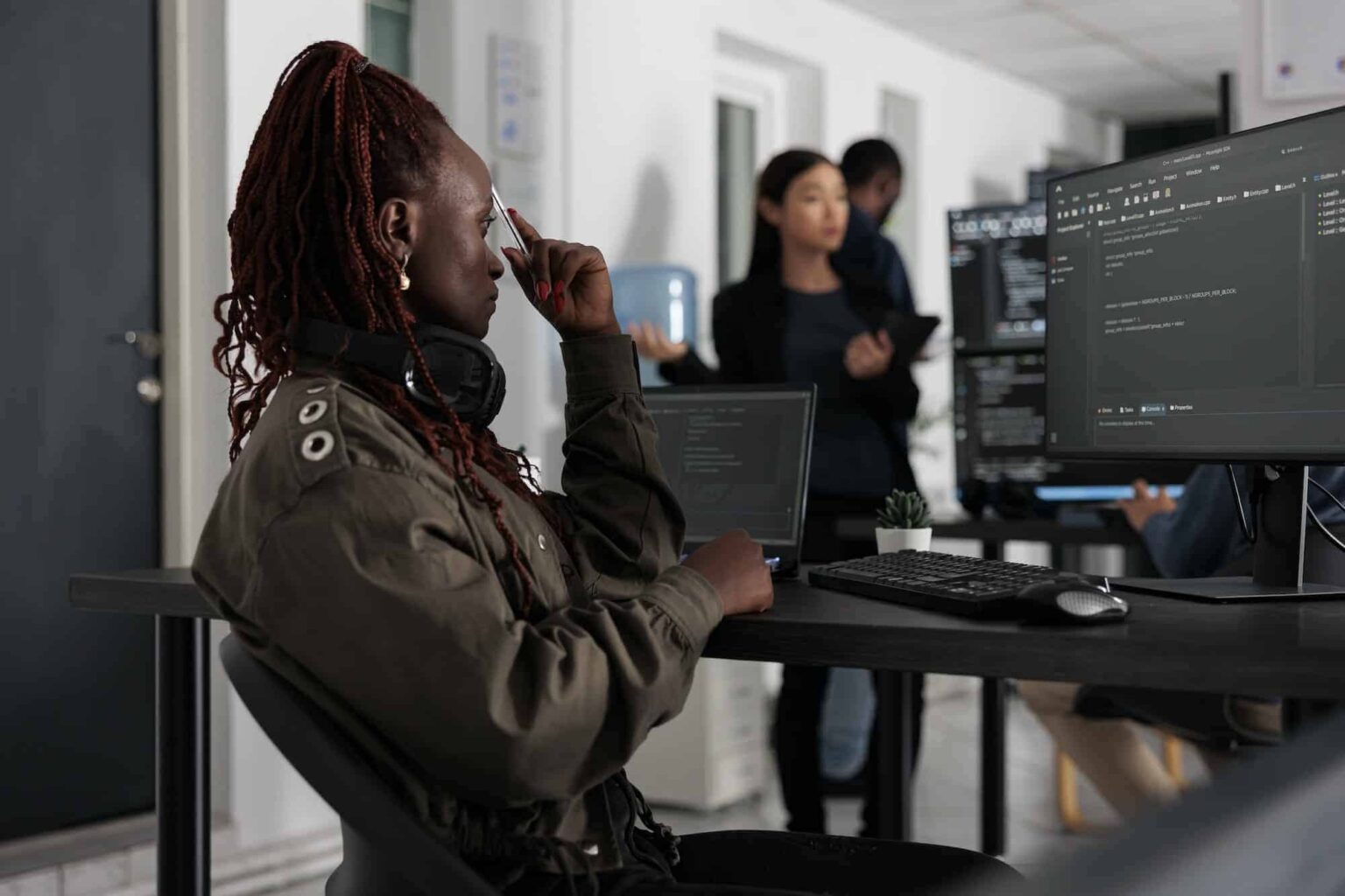 Stop Marketing, Start Earning - Social Media